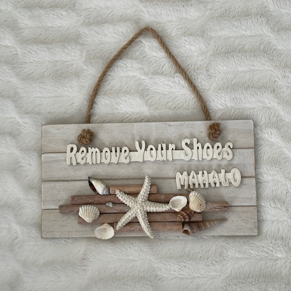 Accents | Mahalo Sign | Poshmark